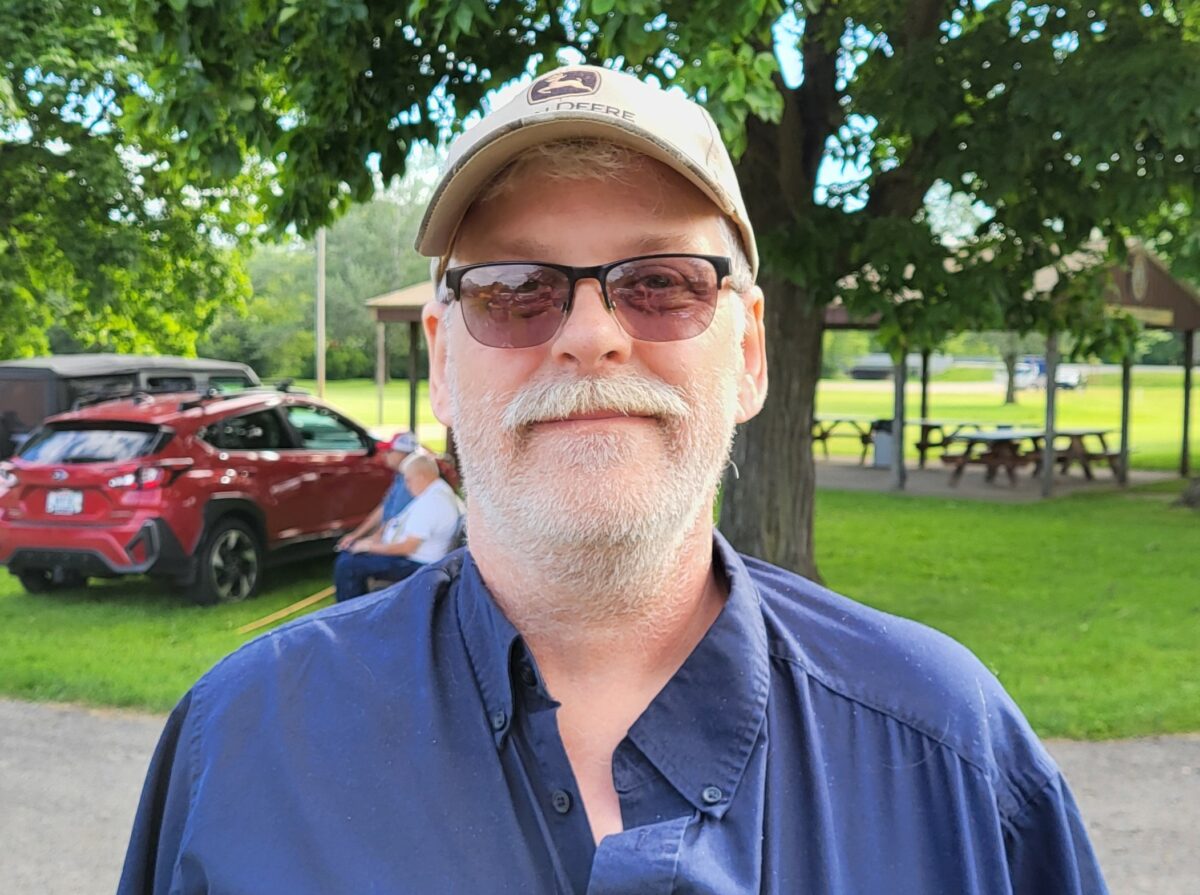 People of the LRA – Lakeshore Radio Association – KR9RK